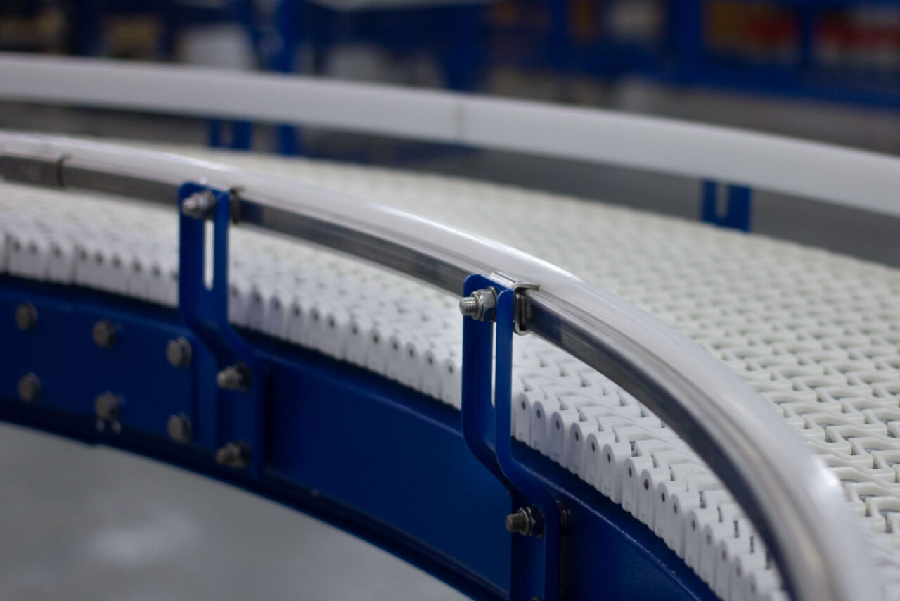 Span Tech Conveyor Directional Sections | Control Your Footprint